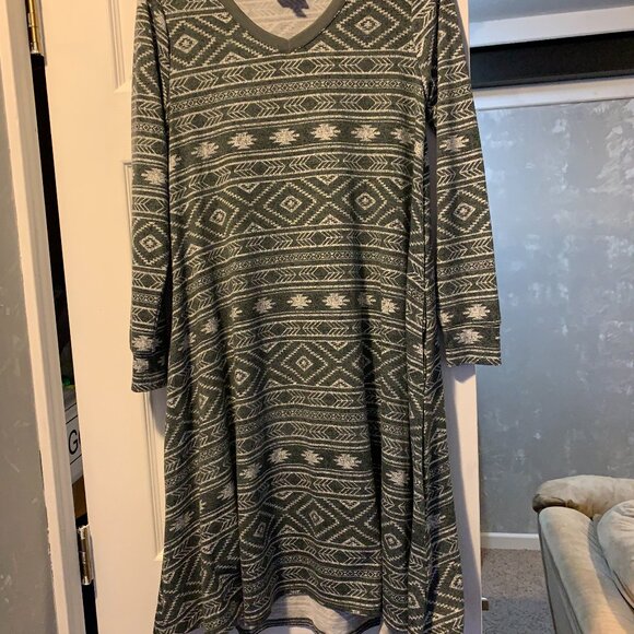 LuLaRoe | Dresses | Womens Lularoe Long Sleeve Dress | Poshmark